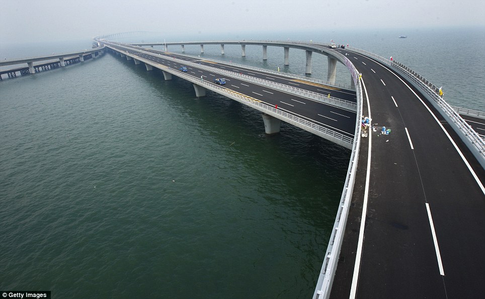 World's Longest Sea Bridge Opens In China ~ Discover Infotainment, Jobs ...