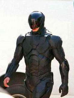 SNEAK PEEK : "RoboCop" @ the University Of Toronto