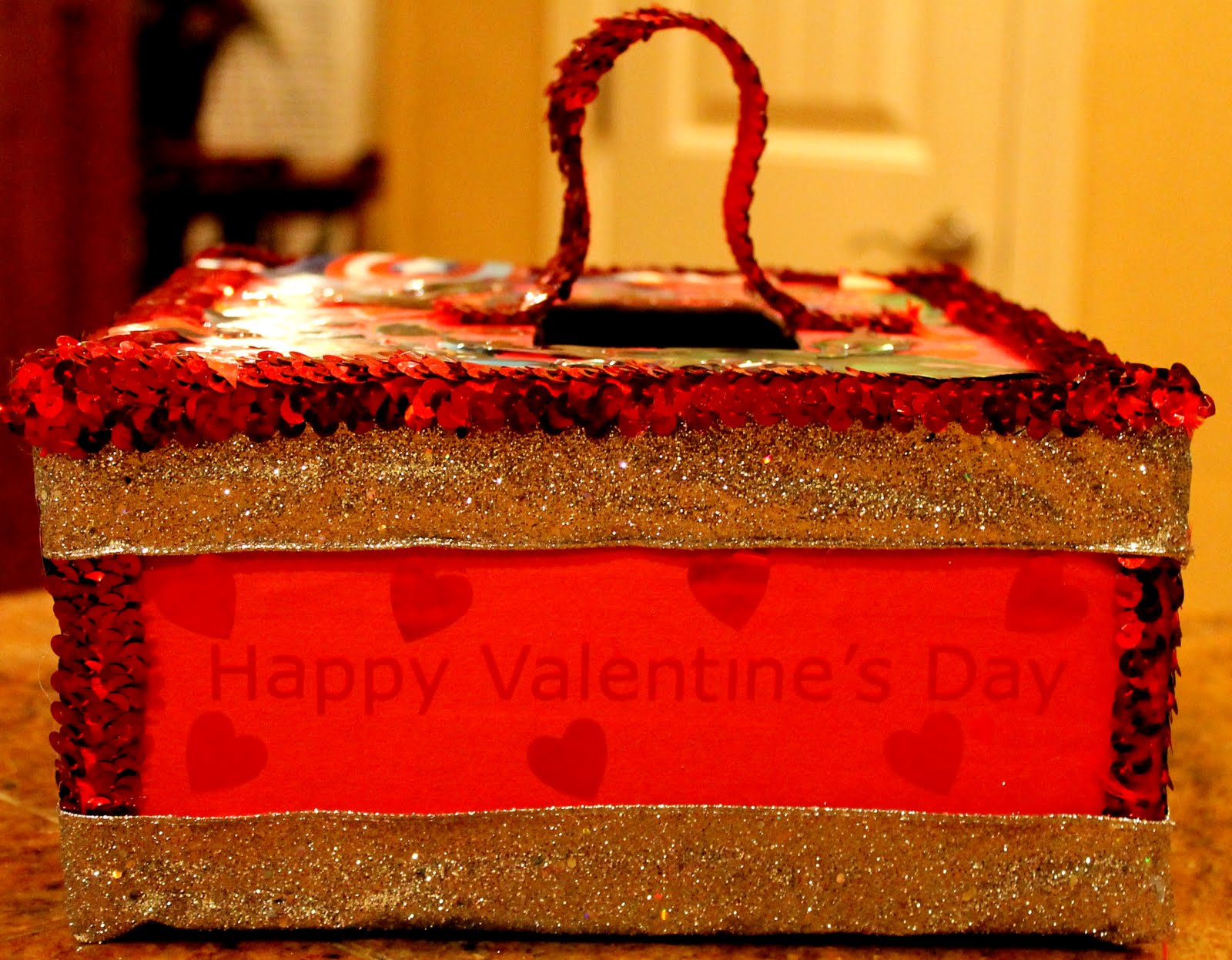 The Honeysuckle Bus Stop: {DIY} Valentine's Day Card Box