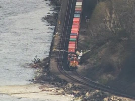 MEC&F Expert Engineers : MUDSLIDE HITS RAILROAD TRACKS BETWEEN SEATTLE ...