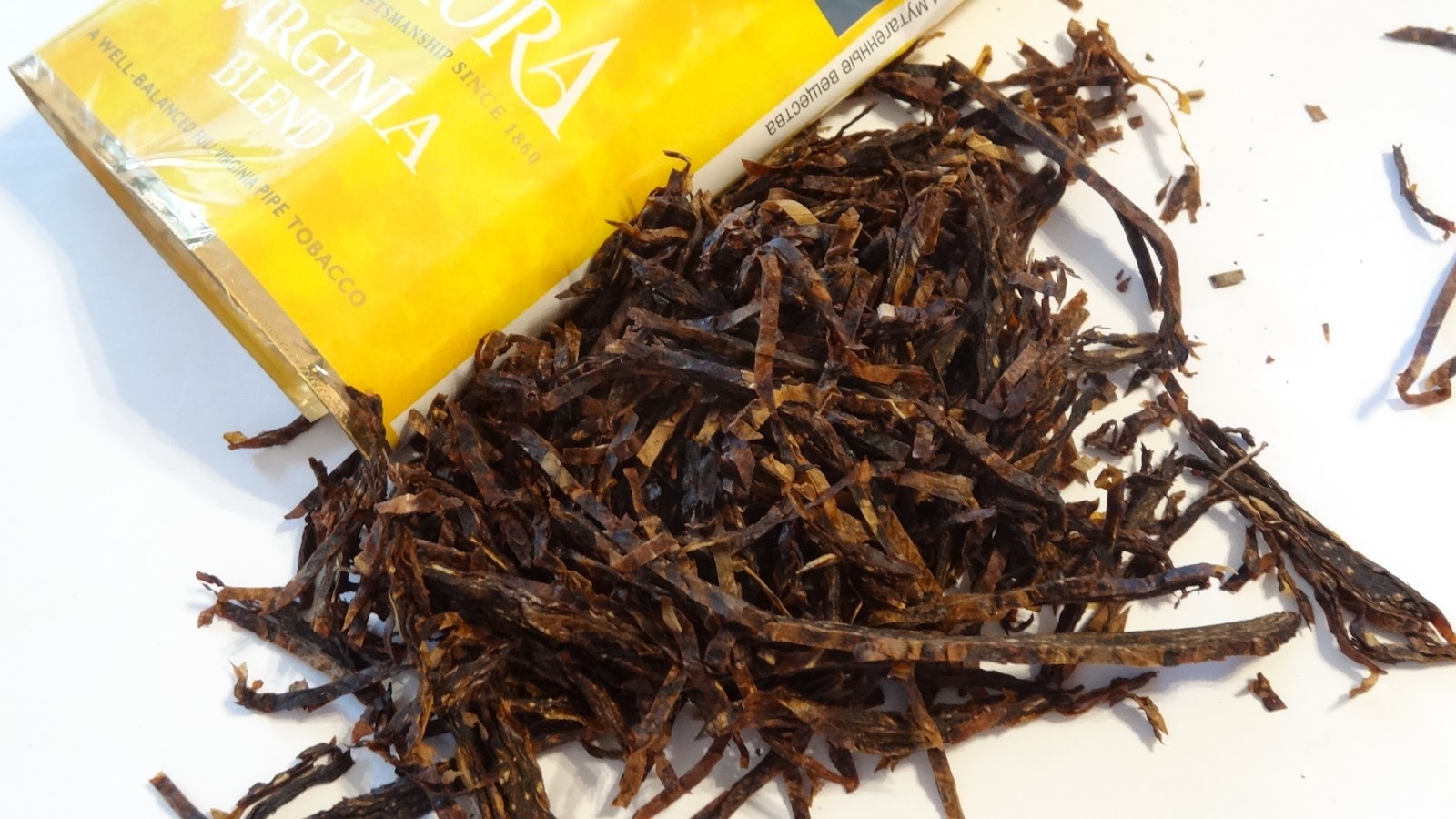 Курительные трубки.: Дегустация трубочного табака Amphora Virginia Blend.