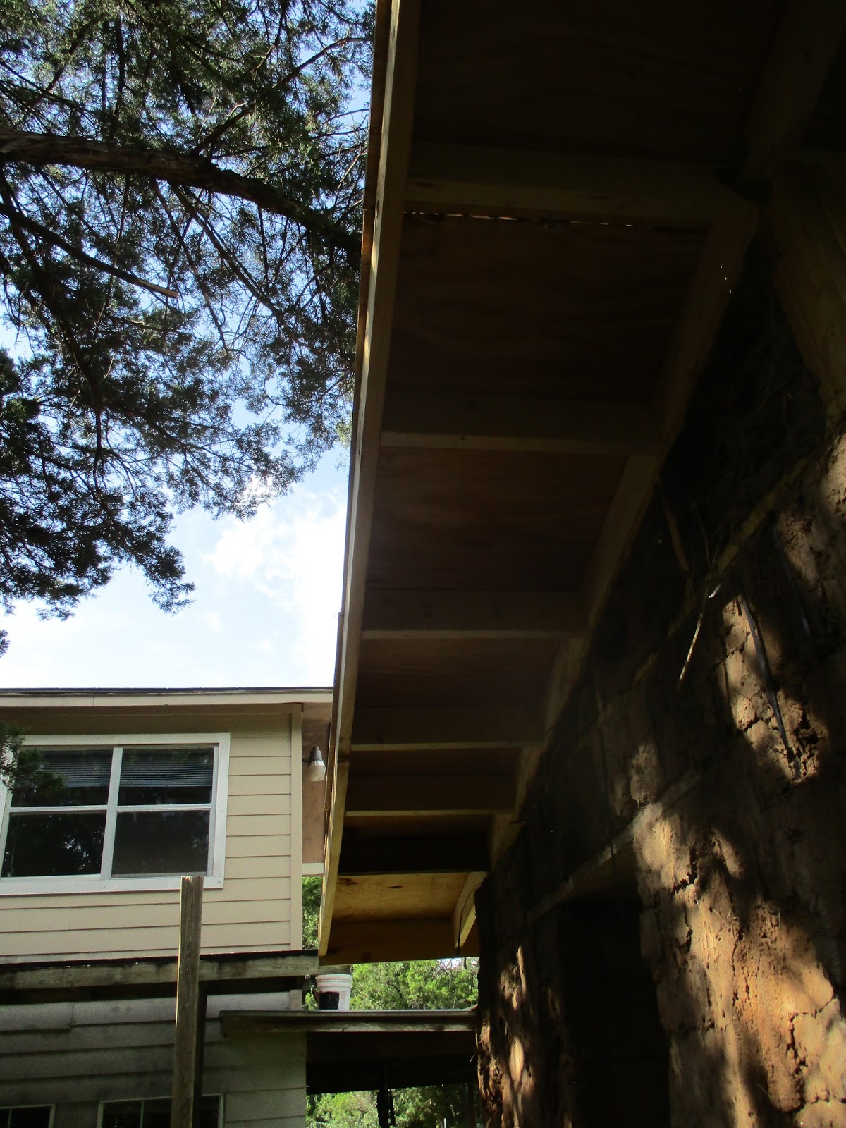 T-Brick Shed: Drip Edge, Felt Paper and Roof Paneling