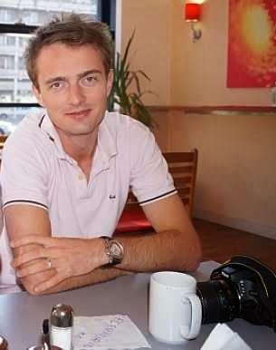 Despre biografia lui MIKEY HASH vorbesc cel mai bine clipurile sale de ...