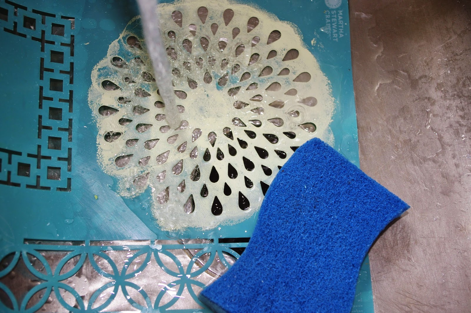 How to Stencil Perfectly Every Time: an easy DIY tutorial - Robin ...