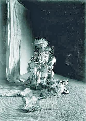 Atse Minilik: ስለ ዳግማዊ ምንሊክ የ'' ኒዎርክ ታይምስ '' ጋዜጣ (ኅዳር 7/1909 ዓም እ ኤ ...