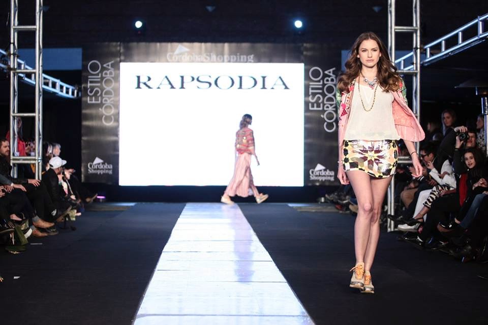 María Cielo: Rapsodia: desfile de primavera-verano 2014-15