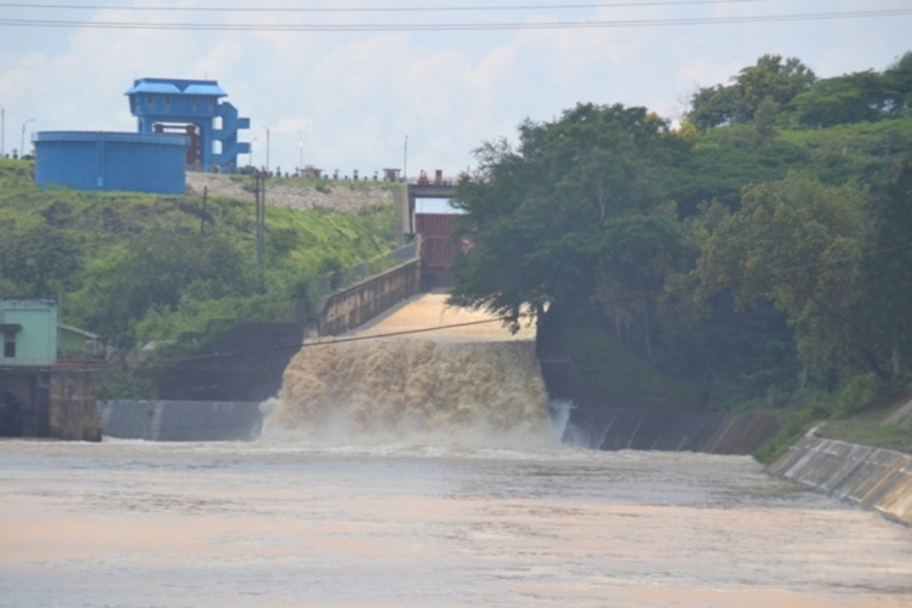 Tempat Wisata Waduk Gajah Mungkur di Wonogiri. | Bendungan Waduk di ...