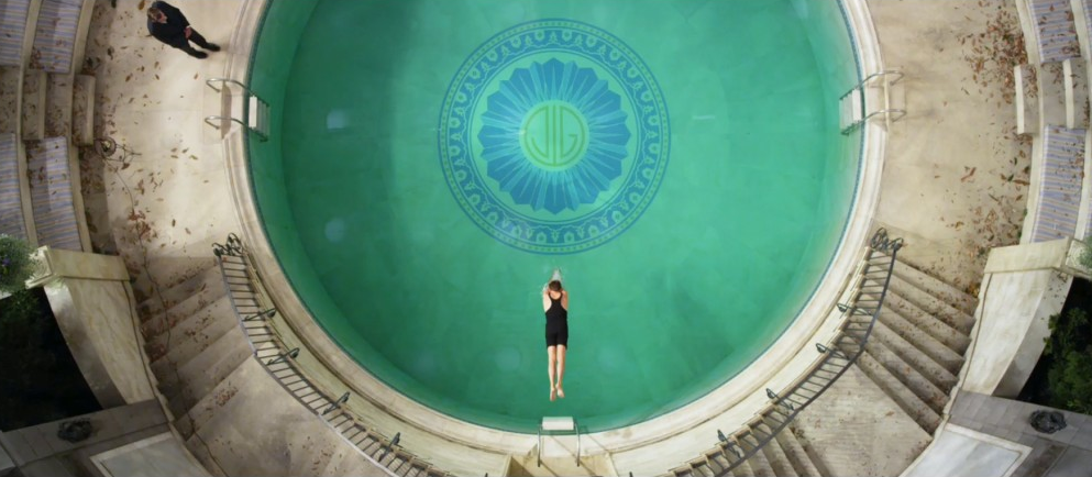 Glamour Begins At Home: Gatsby Inspired