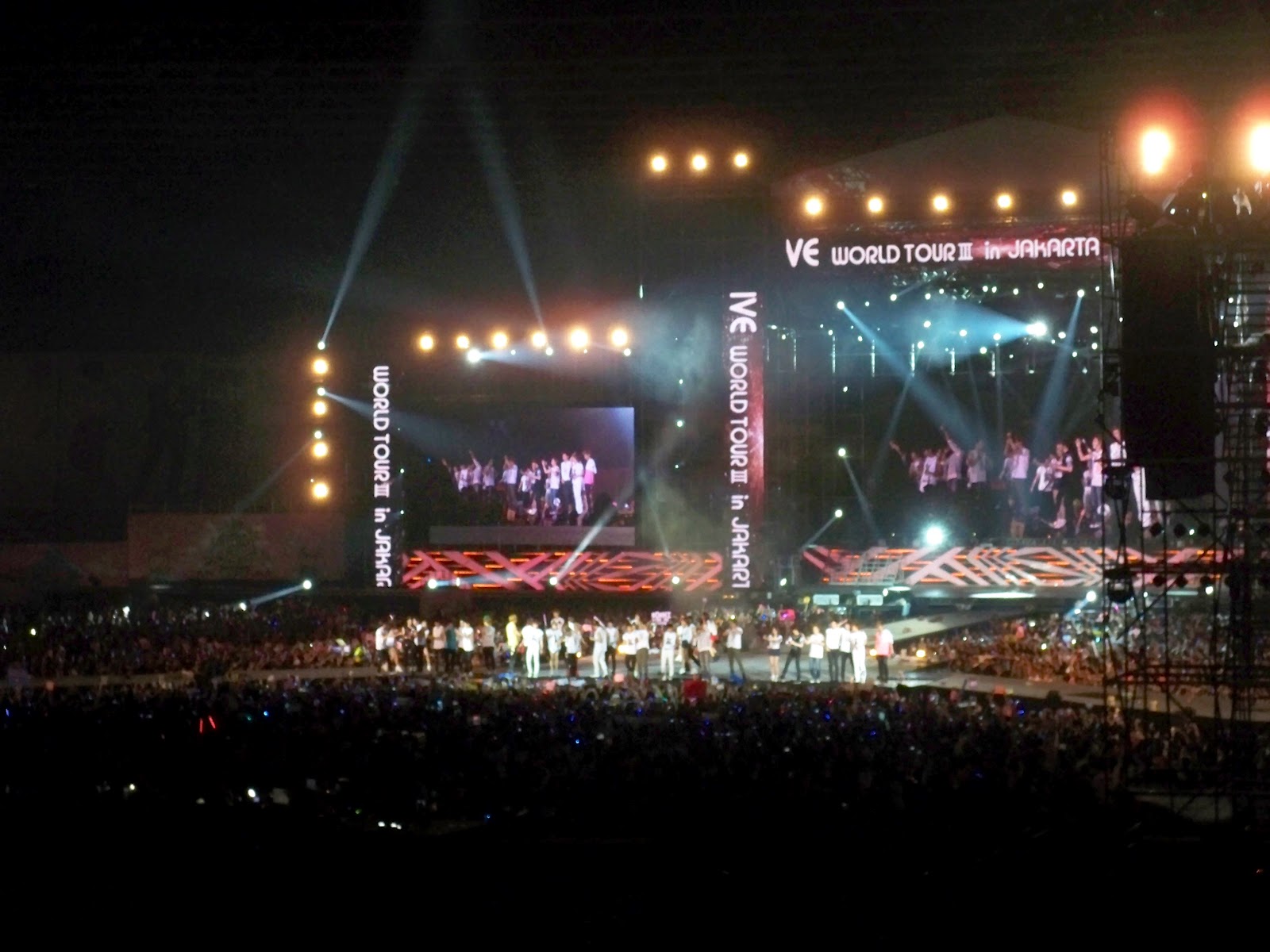 Konser Super Spektakuler SM Town Jakarta ~ Famous