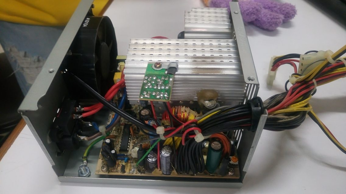 การเปลี่ยนพัดลม Power Supply