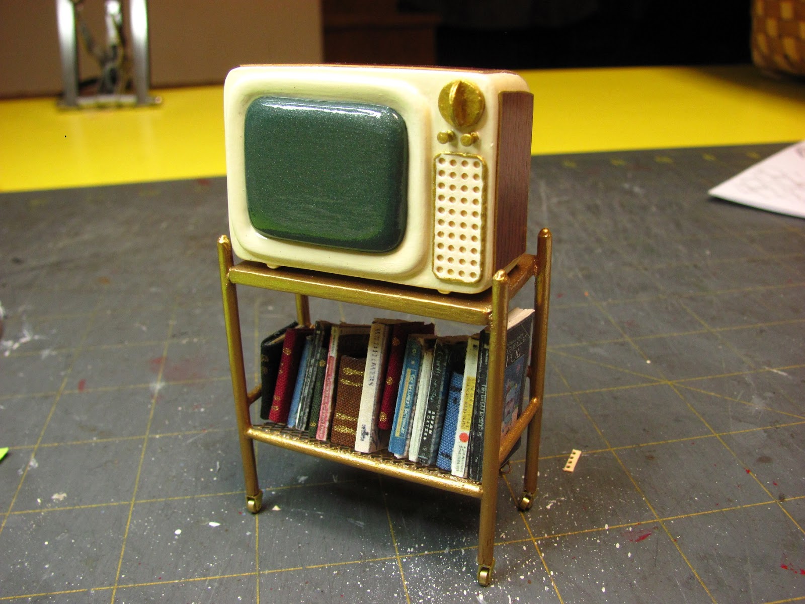 Dollhouse Miniature Furniture - Tutorials | 1 inch minis: 1 INCH SCALE ...