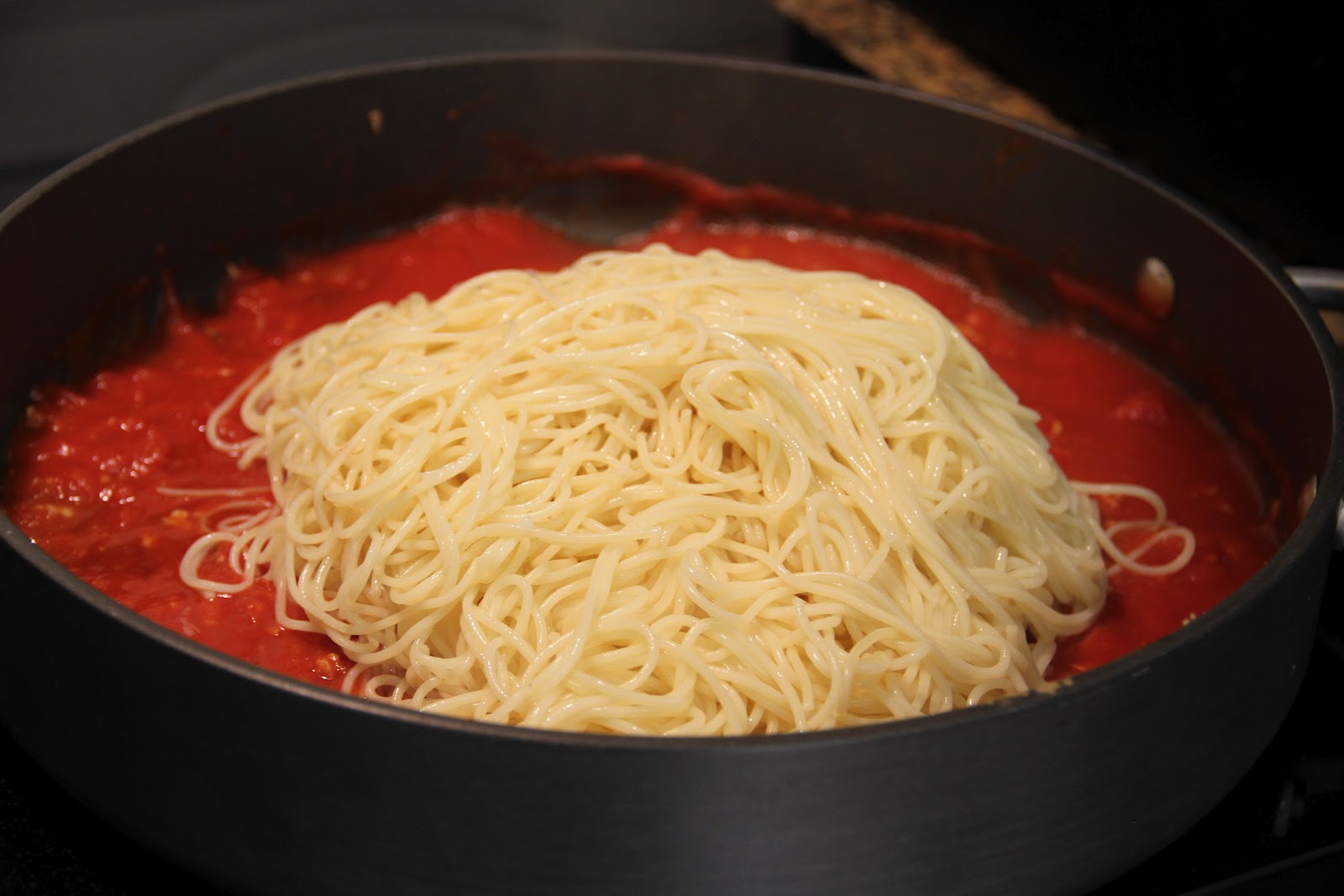 The Coffee Breaker: Easy and Delicious Spaghetti and Meatballs