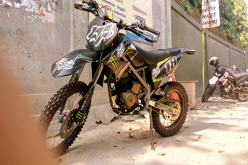 Kumpulan Foto Modifikasi Kawasaki D-Tracker 150 Terbaru - Otomotiva