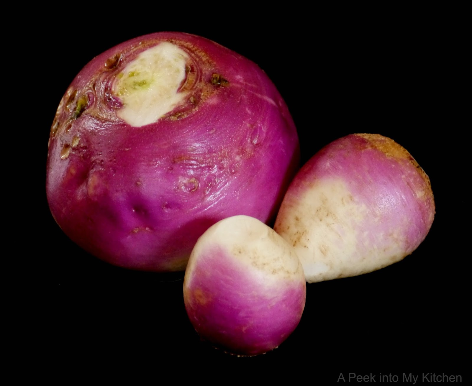 A Peek into My Kitchen: Turnip Mor Kootu / Turnip in Yogurt Gravy ~ Day 6