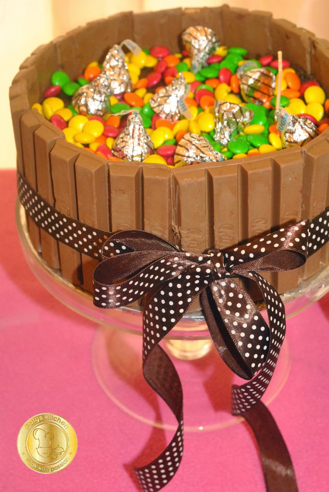 PATYSKITCHEN: CHOCOLATE KIT KAT CAKE
