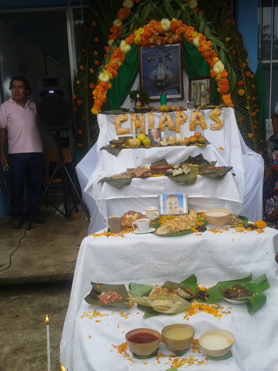 NormaldeBalancán: Muestra de altares en la Normal