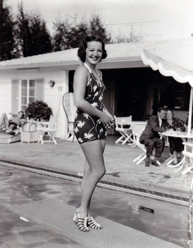 A Slice of Cheesecake – Arline Judge – Idol Features