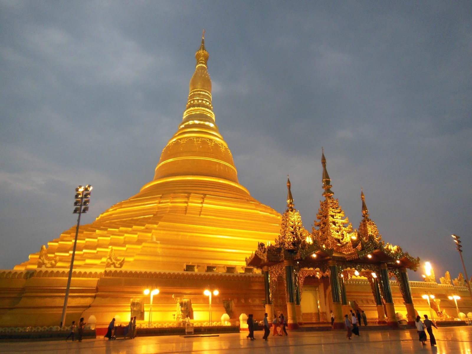 Burma Dhamma: Engaging with the Dhamma: Advice for Burmese Monastic Life