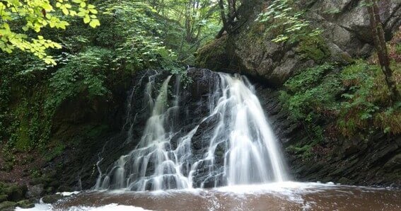 The Fairy Glen Falls in Scotland : World Travel Pictures