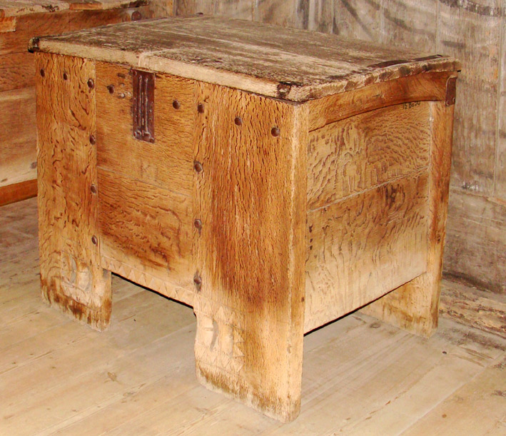 St. Thomas guild - medieval woodworking, furniture and other crafts ...