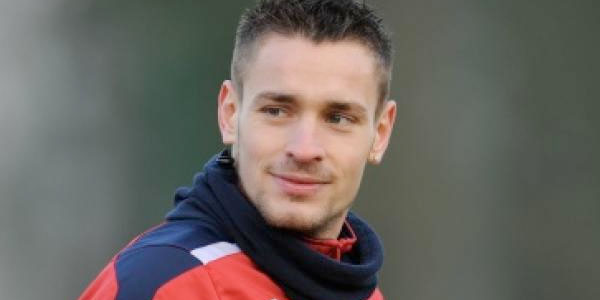 Mathieu Debuchy Wallpapers - Football Wallpapers, Soccer Photos, Messi ...
