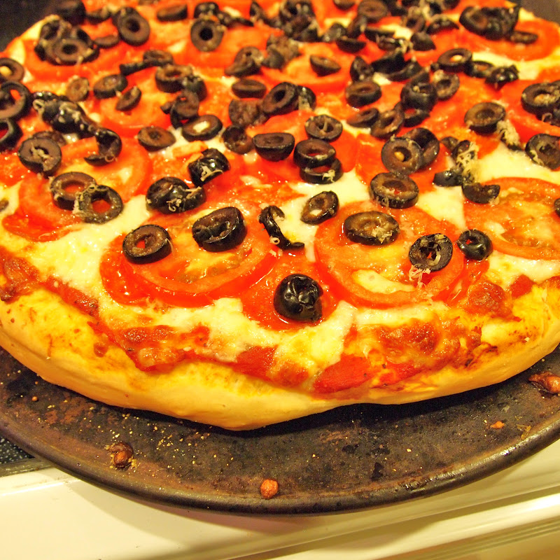 The Alchemist: The Ultimate Caramel Apple Pizza