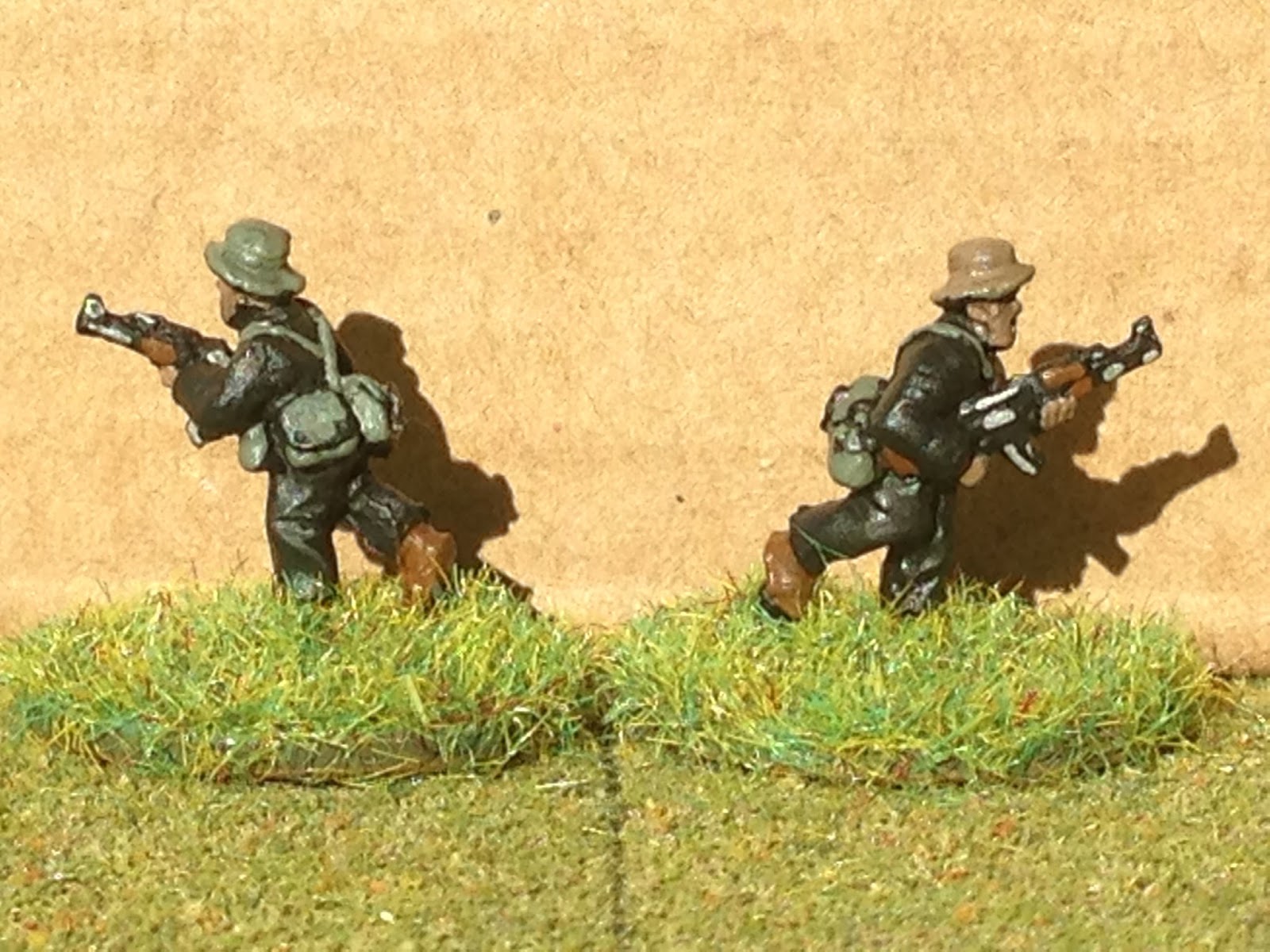 BlackHawkHet: 15mm Peter Pig Viet Cong