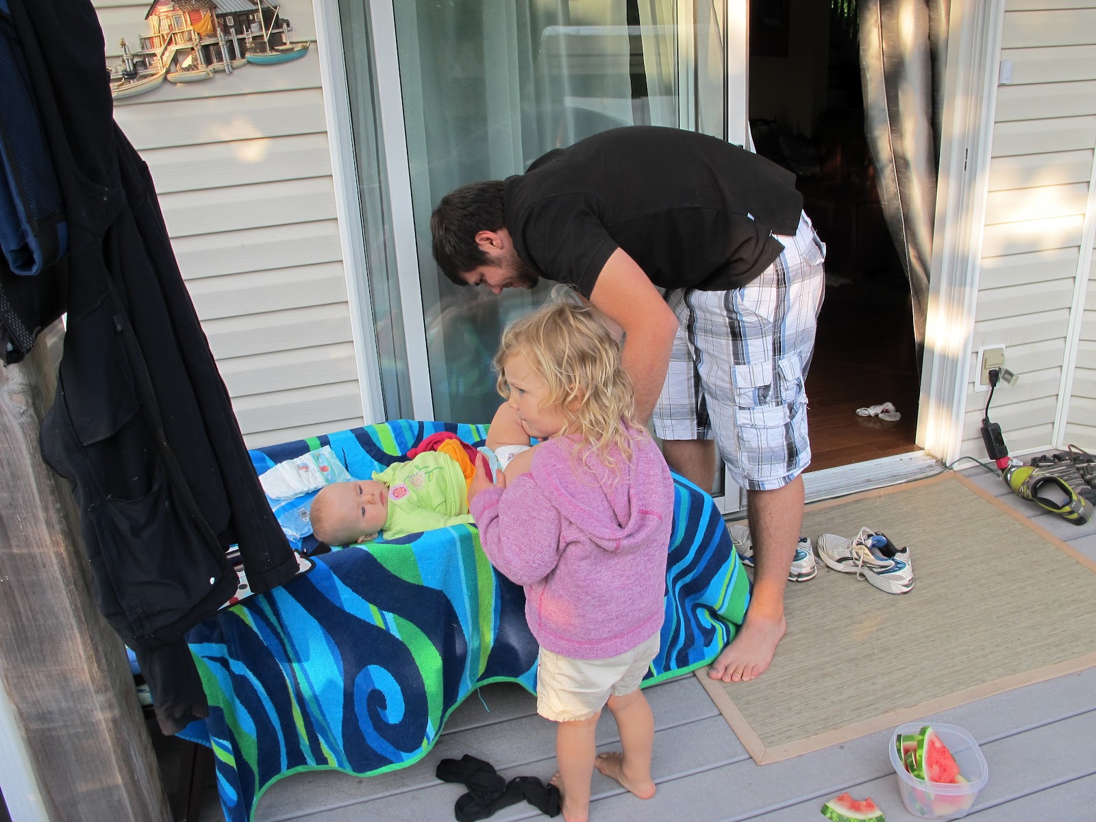 Honeydidyouseethat?: How to Change a Poopy Diaper