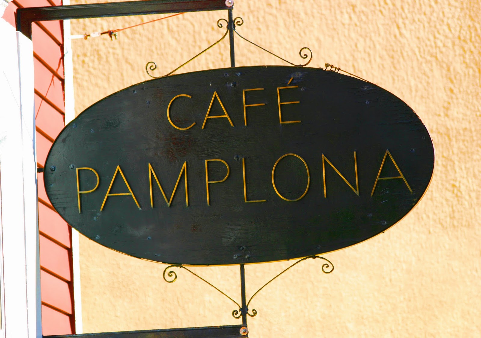 Hanging Cafe Sign | Cafe Story