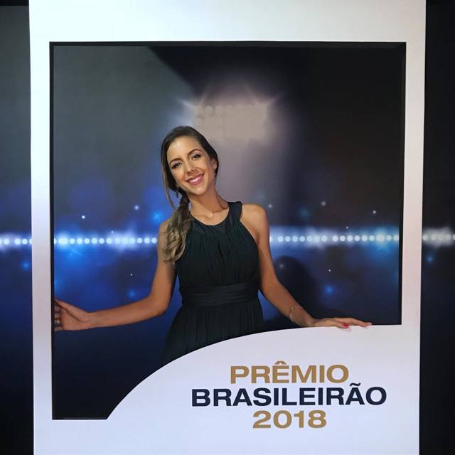 Domitila Becker chora no 'É Gol' que se despede da programação do SporTV