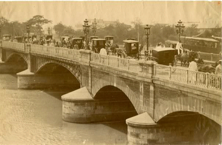 HOW TO LOVE: Pasig River and Manila Bay