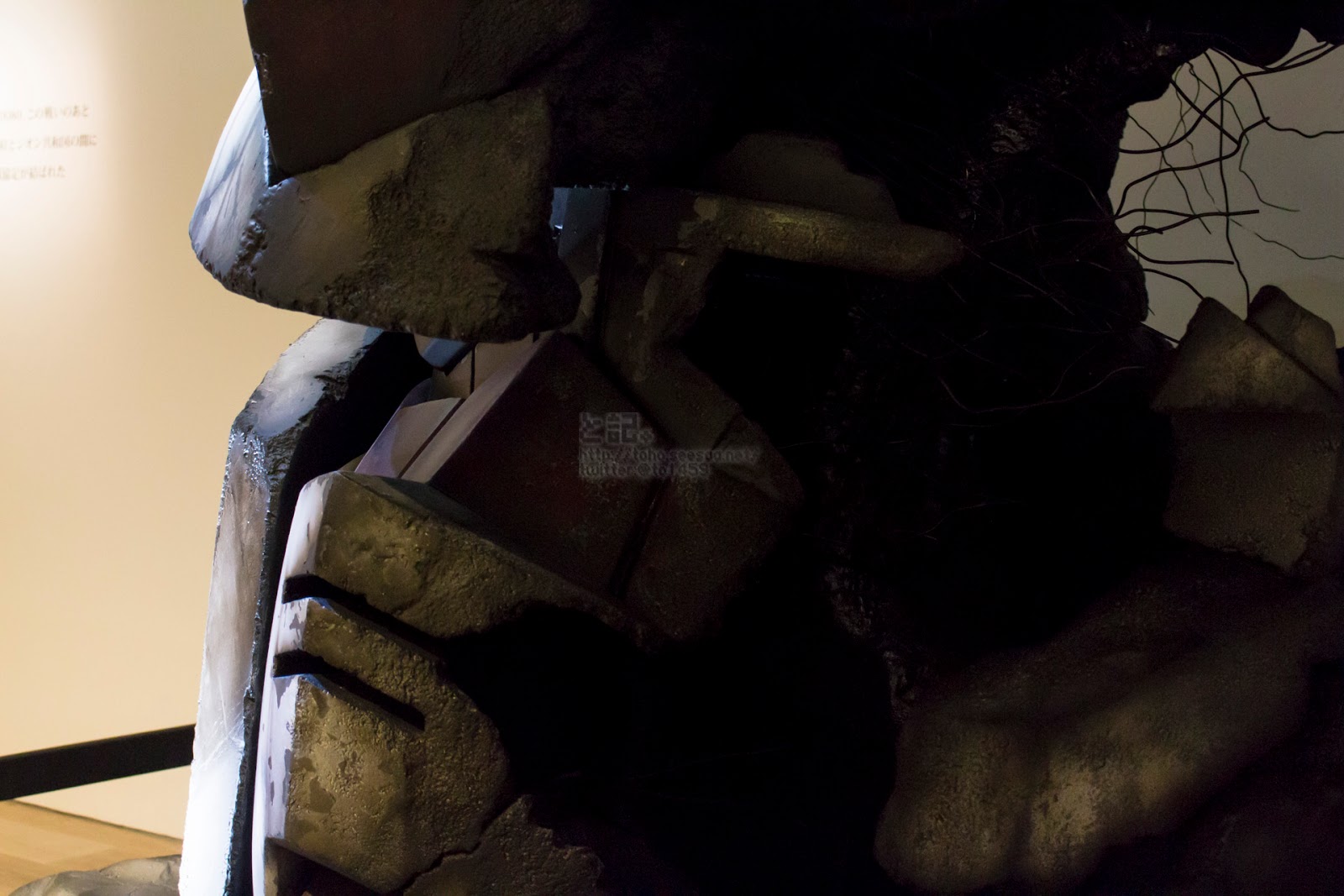 Gundam Family: 1/1 Scale RX-78-2 Gundam Final Battle Damage Head On ...