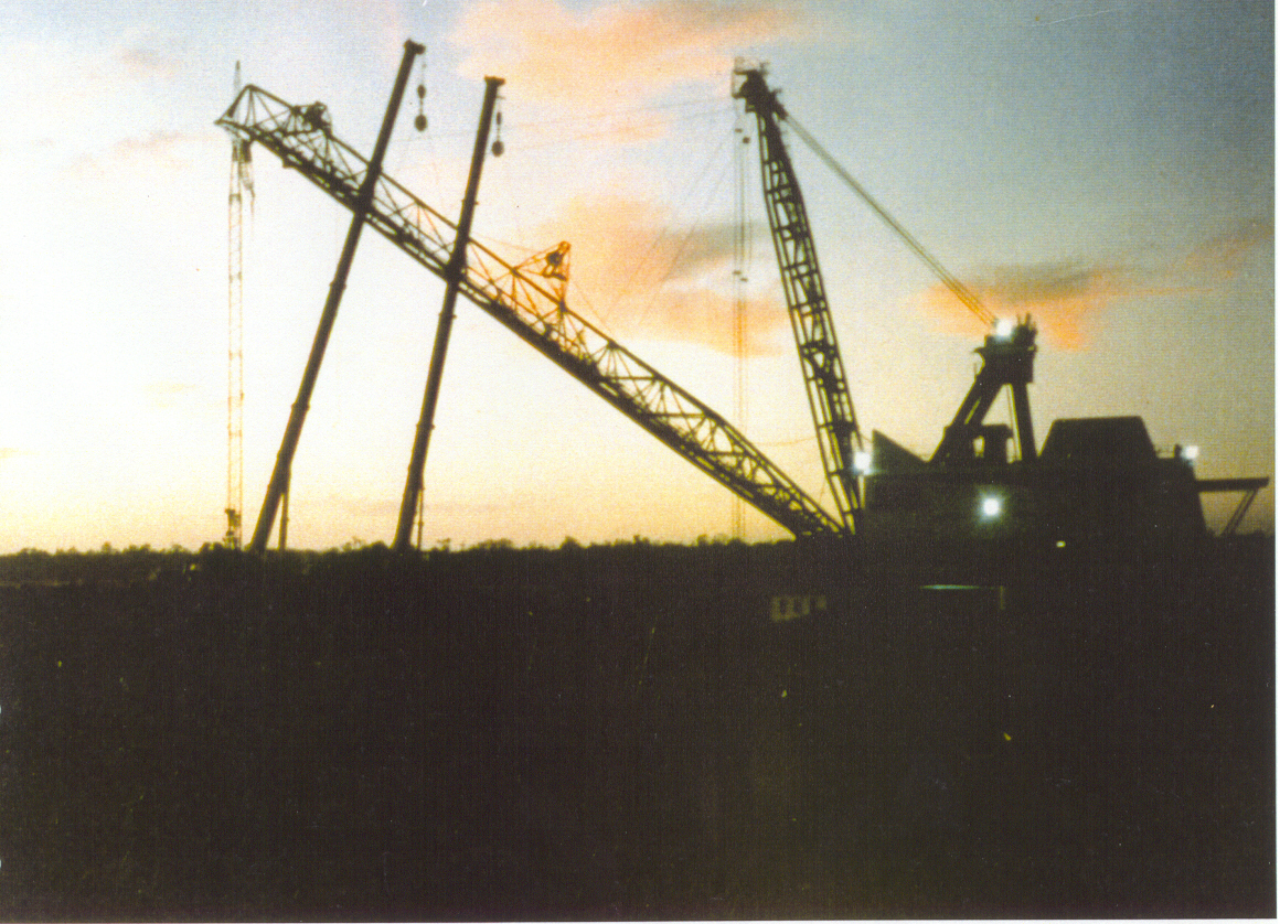 Mining Mayhem: Saraji Dragline 22 Broken Boom