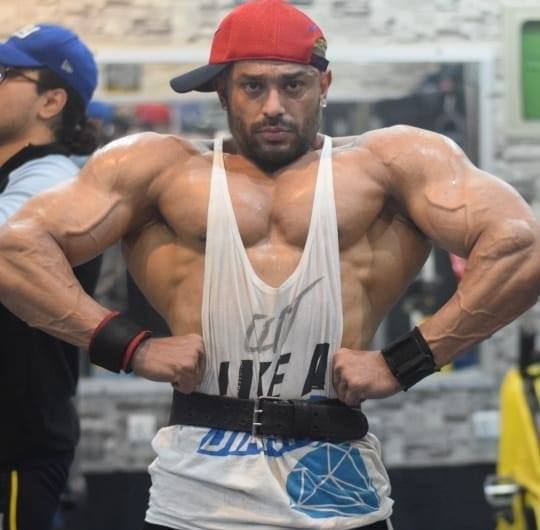 world bodybuilders pictures: lahore walled city champion boybuilder ...