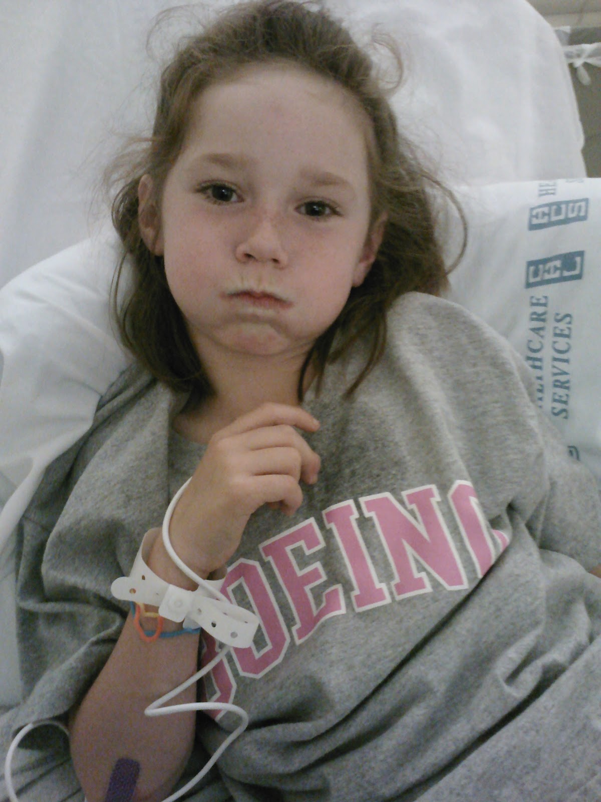 The Kindschi Family: Dariens first broken bone