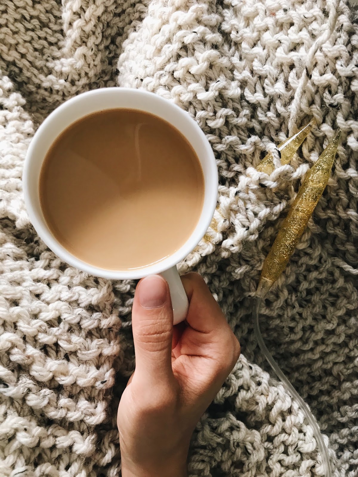 Brenna Ann Handmade: FREE KNITTING PATTERN - The Classic Chunky Knit ...