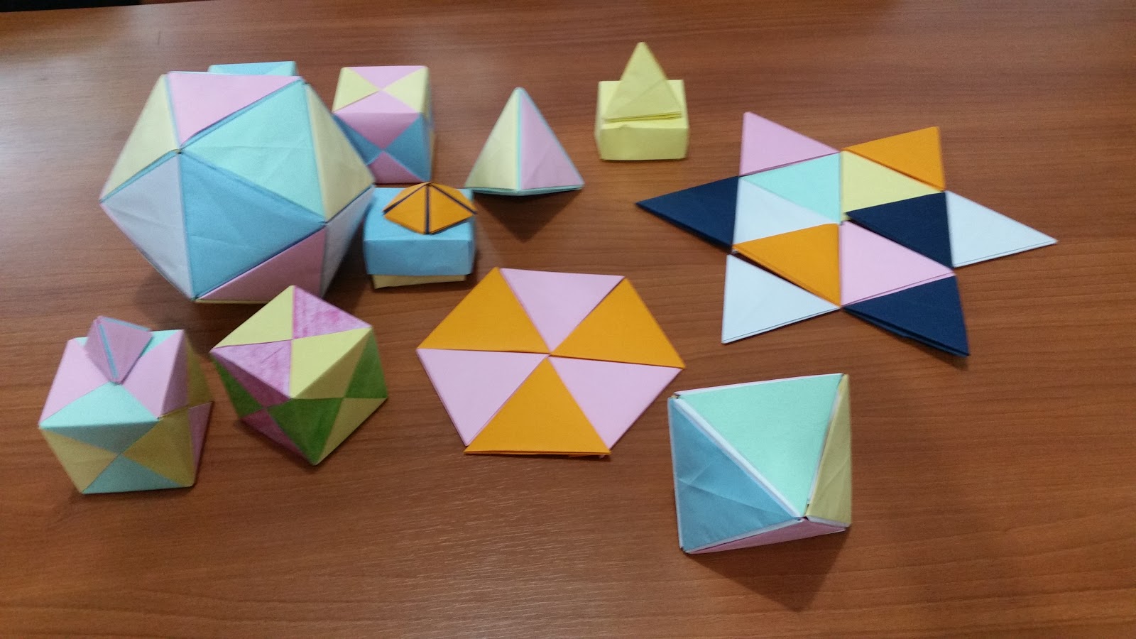 CICERO MANOEL: Geometria Plana e Espacial com Origami