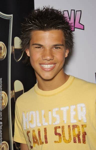 Taylor Lautner - Kewl Magazine Launch Party (2007) ~ Lautner and Lutz Smile