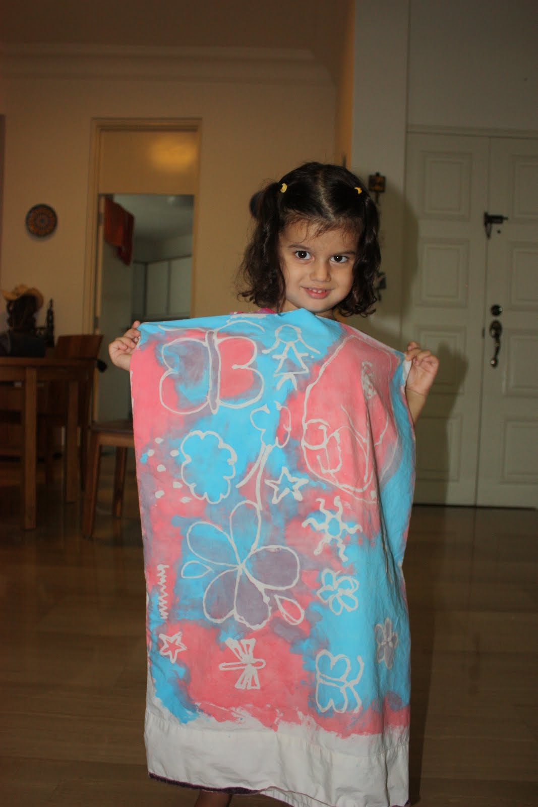 whirls and twirls around the world: Malaysia crafts: Batik for Kids