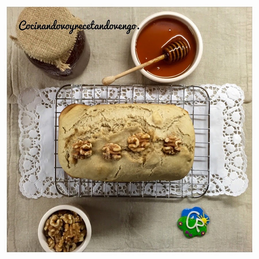 PAN DE MIEL CON NUECES (PANIFICADORA Y TRADICIONAL) | Cocina