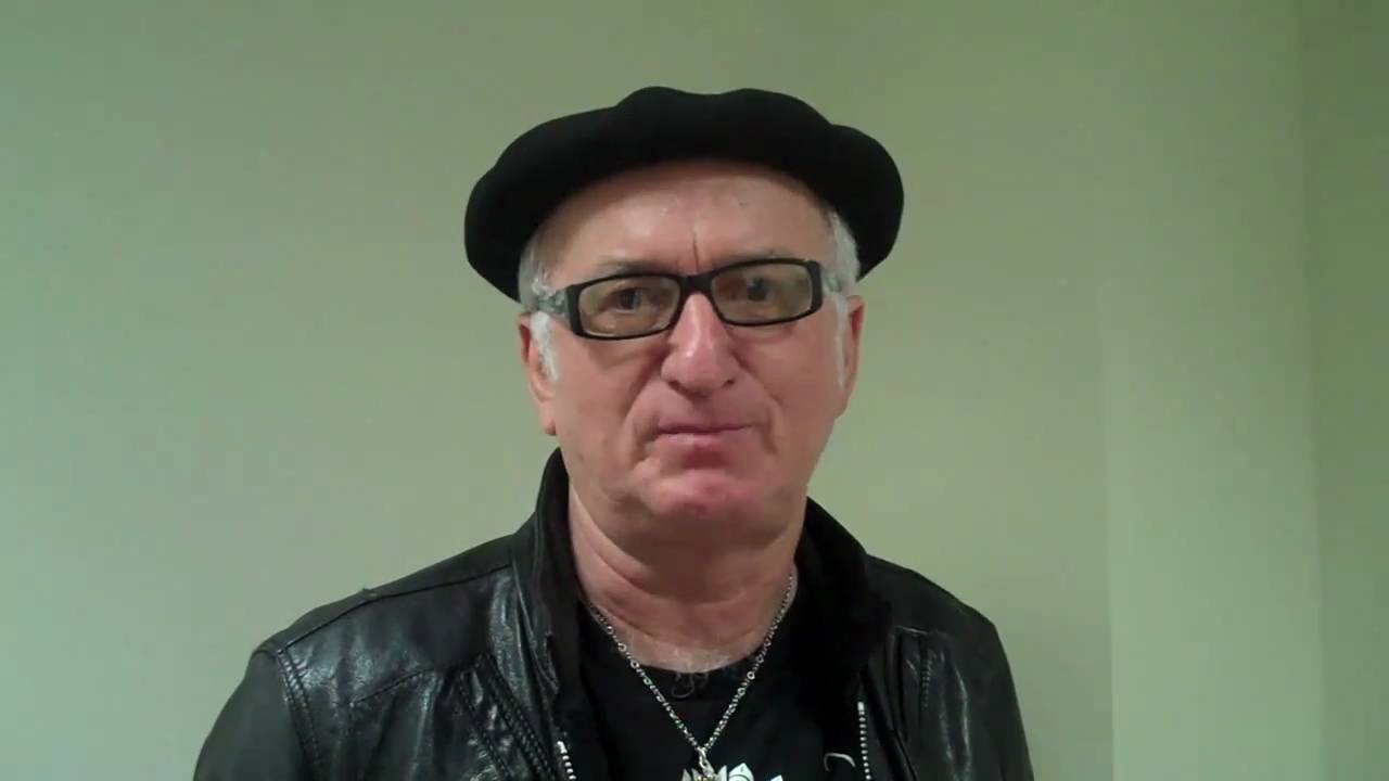 The Beret Project: Robert M. Knight