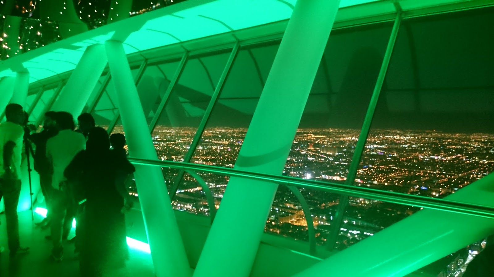 A Taste Of Saudi Arabia: Sky Bridge At Kingdom Centre - Riyadh