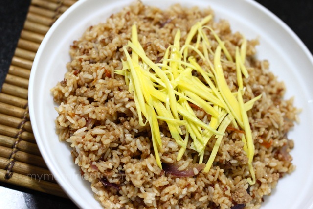 My Mom-Friday: Foodie Friday: Honey Bagoong Fried Rice