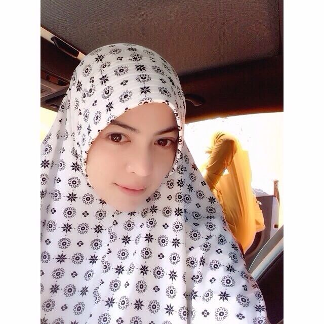 IGO MANTAP: EDISI SPESIAL FOTO ANNA MALIK BUGIL DAN NUDE