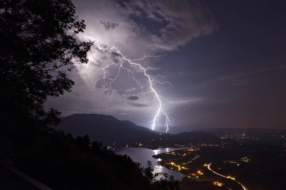 lightning pics: You’ll be shocked by these lightning pics (Storm chaser ...