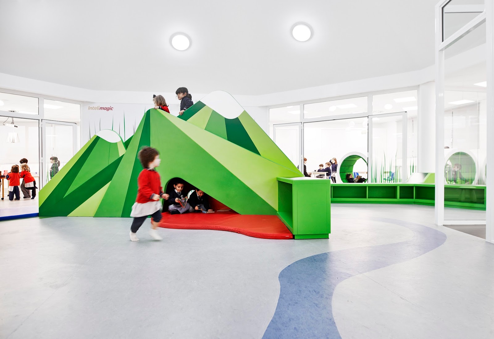 4 Key Elements to Redesigning Learning Spaces for the 21st Century ...