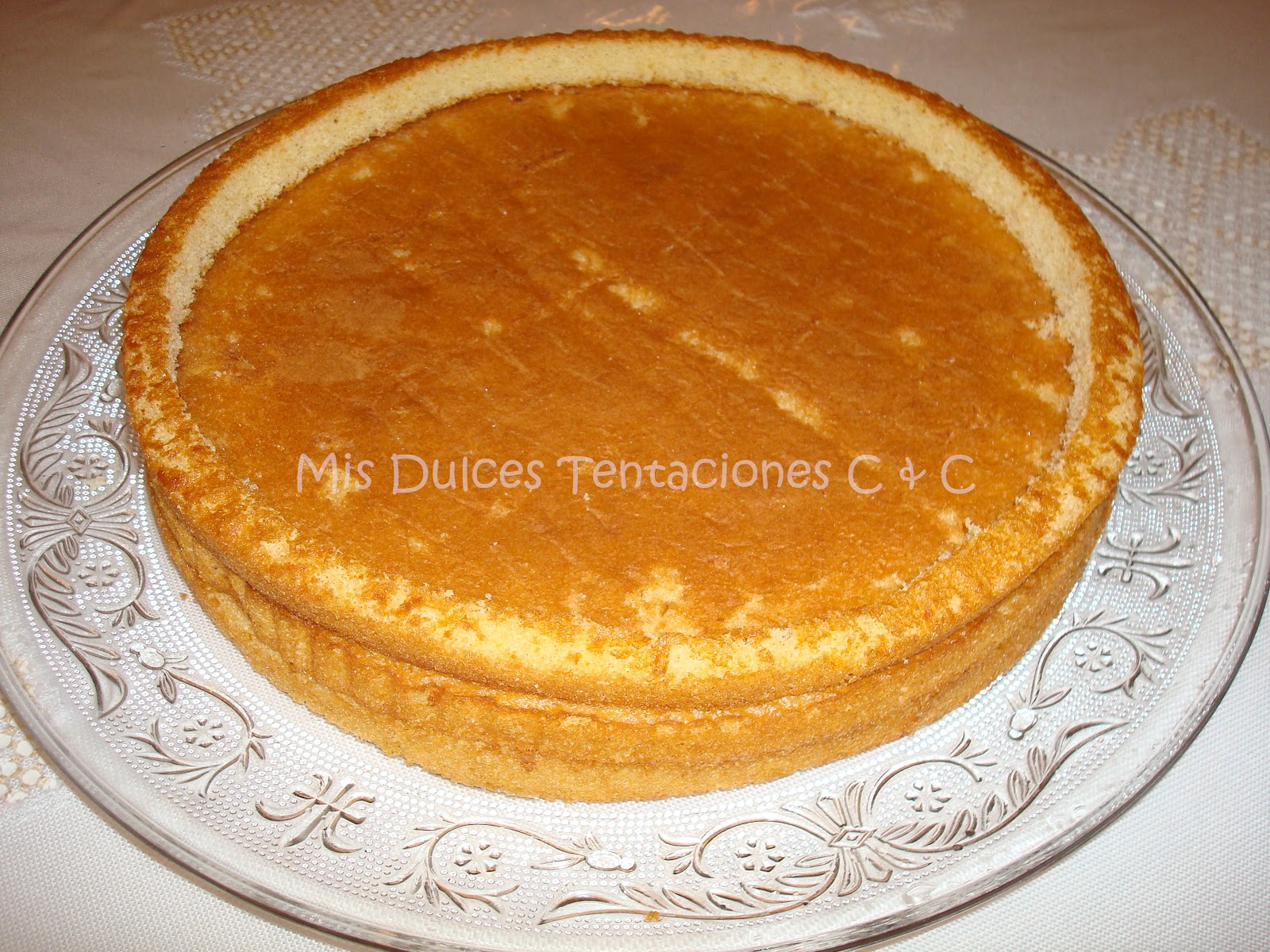 Mis Dulces Tentaciones - Cookies and Cakes: Tutorial Pastel de fresas