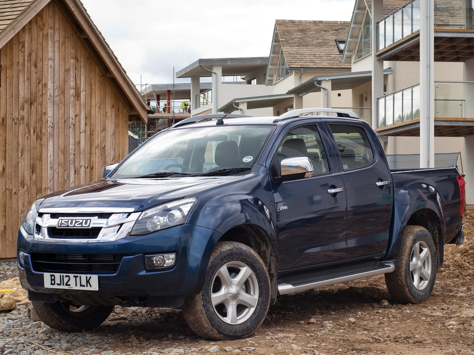 #14 6th Generation Isuzu D-MAX – Bold, dependable and reliable - Jeep ...