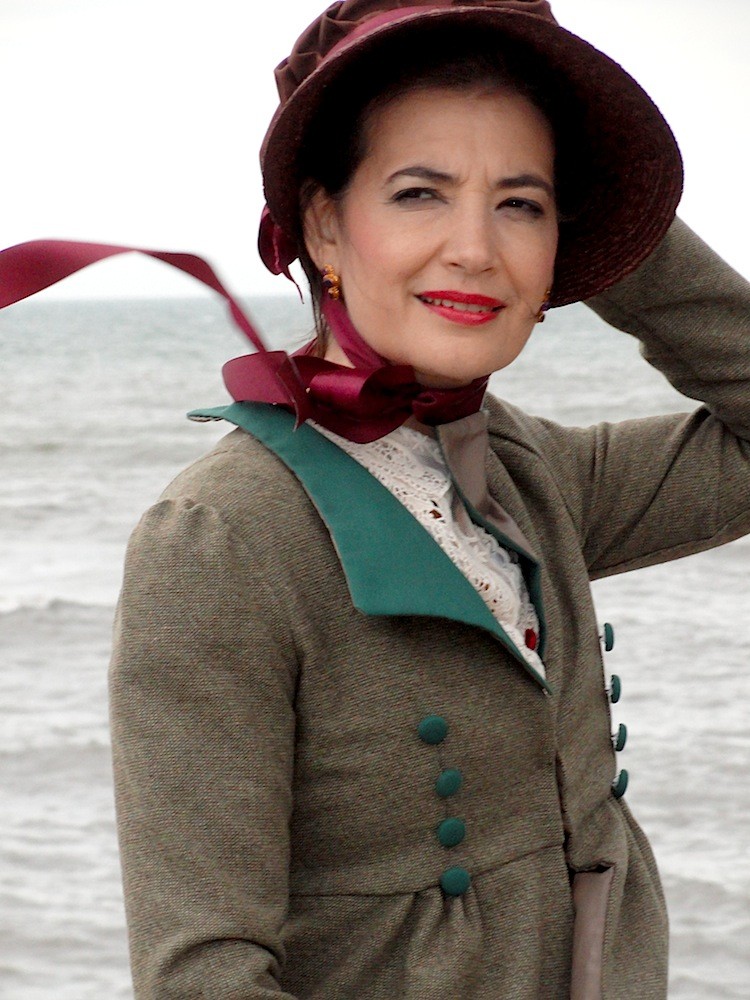 Elegance of Fashion: Happy Birthday, Anne Elliot!