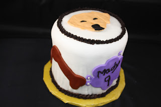 Two Sweet Bakery: Yellow lab birthday cake